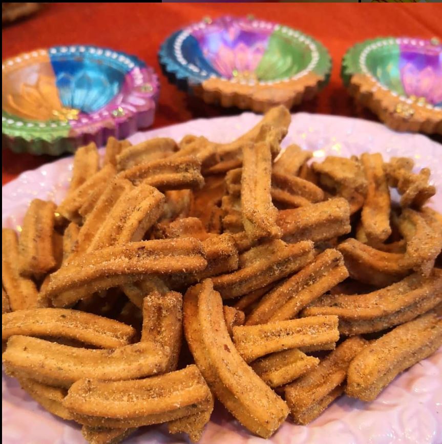 FLAVOURED MURUKKU BITES & MUNCHIES . . . ~ ~ ANY 5 for $62 ...